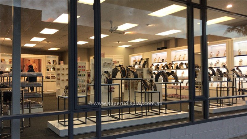 Roop Darshan Indian Jewelry Store Design and Shop Fittings Manufacturing